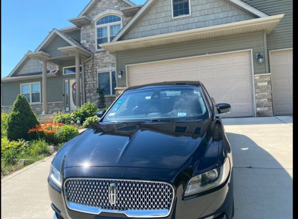 VIP Sedan Available 24/7 Between Chicago, O'Hare & Midway!