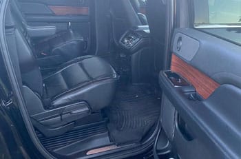 SUV Limo Service Chicago | VIP SUV Service O'Hare & Midway