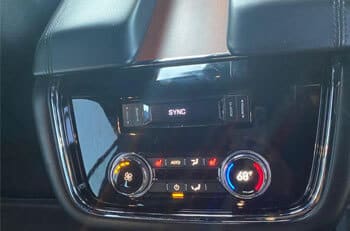 SUV Limo Service Chicago | VIP SUV Service O'Hare & Midway