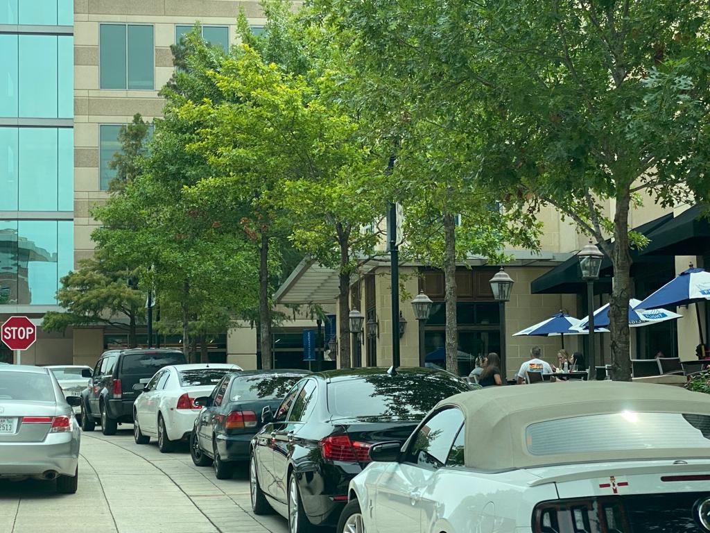 Limo Service Skokie IL | Hire Private Car Skokie Illinois