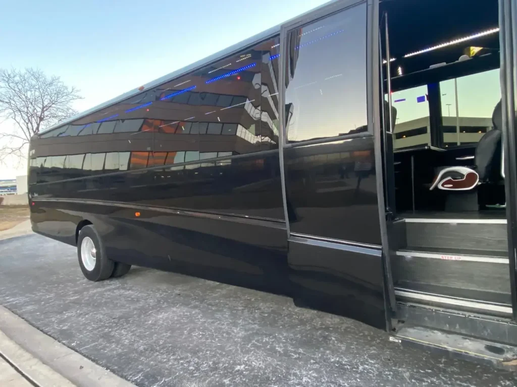 1st Class And Reliable Kids Transportation Service Chicago